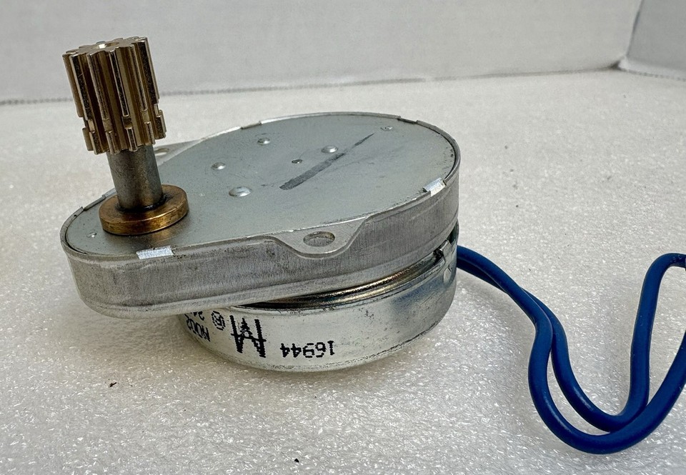 Drive Motor for Fleck 5600SXT & SE, 6600, and 6700 Valves. Part 16944 ...