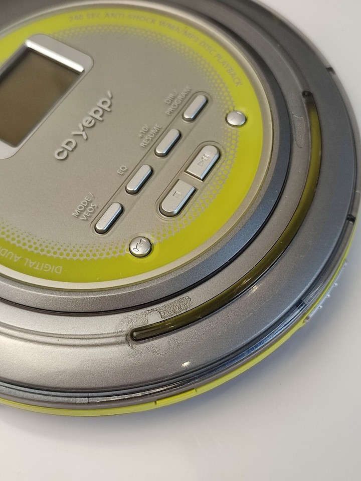 SAMSUNG CD Yepp Digital Compact Disc Portable Audio Player MCD-CM150 ...