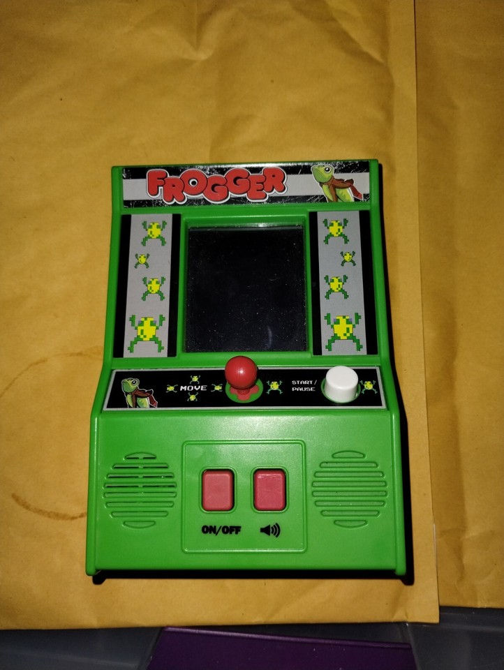 5# Frogger Mini Handheld Arcade Game by Konami #09550 *WORKS* | eBay