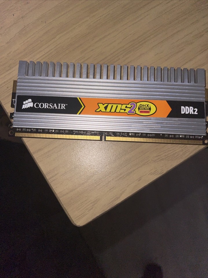 Corsair XMS2-6400 1GB DIMM 800 MHz DDR2 SDRAM Memory (CM2X1024 ...
