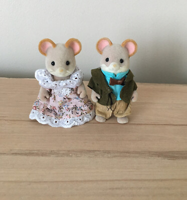 Sylvanian Families Maces Mouse Grandparent Figures - Ashley and Laura ...