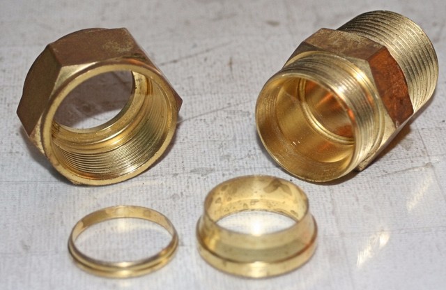 HOKE Tube FITTING Male CONNECTOR 1" " #16CM16BR (RW-77) for sale online ...