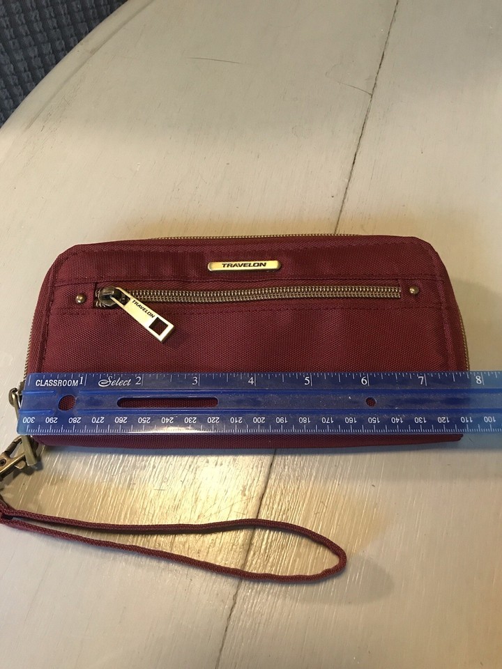 Travelon Safe ID RFID Blocking Red Wine Burgundy Zip Clutch Wallet ...