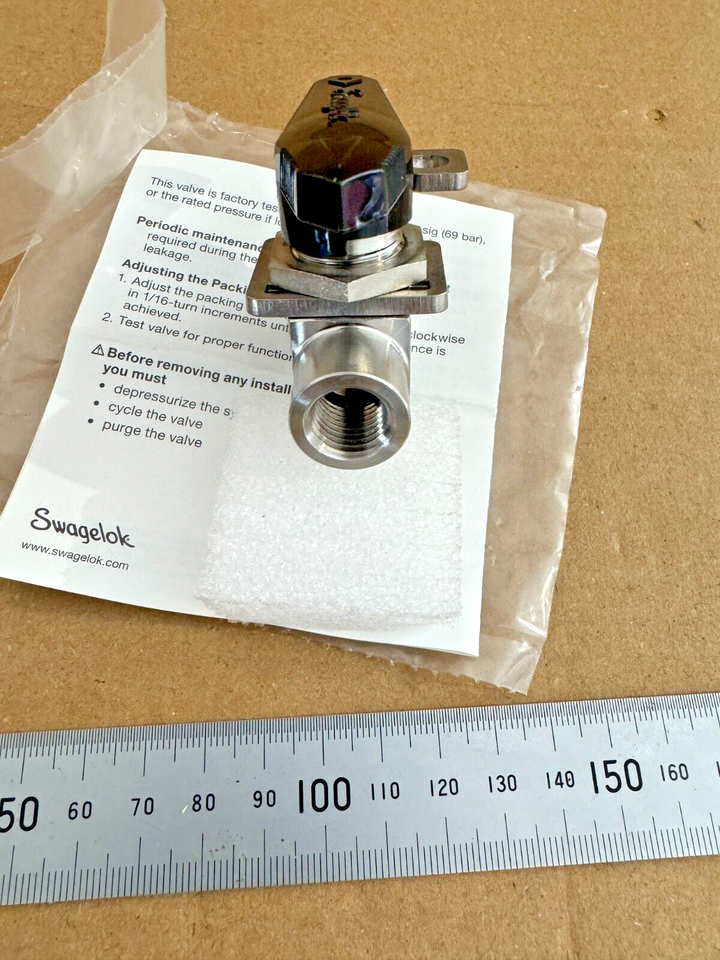 Swagelok SS-43GF4-LH 1/4" NPTF Ball Valve 316 Stainless St 3000PSIG ...