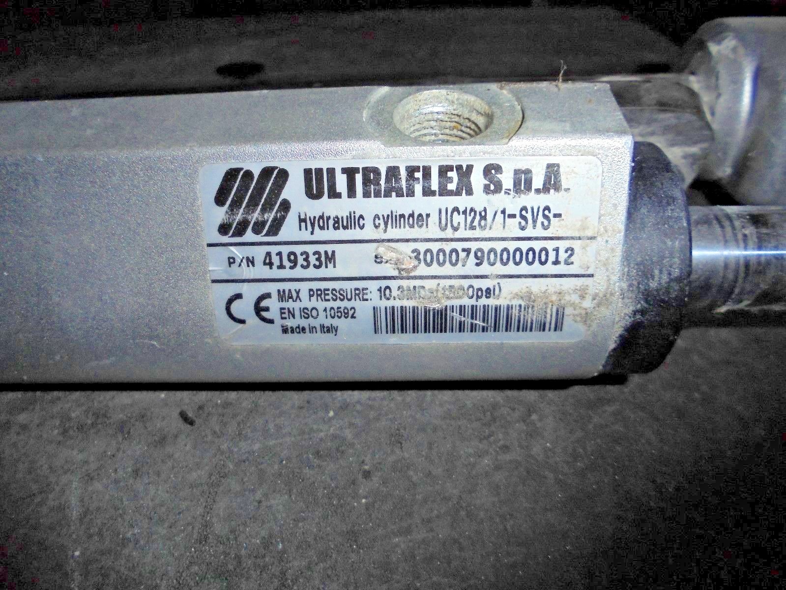 Uflex ULTRAFLEX UC128/1-SVS Hi-Performance Front Mount Outboard ...