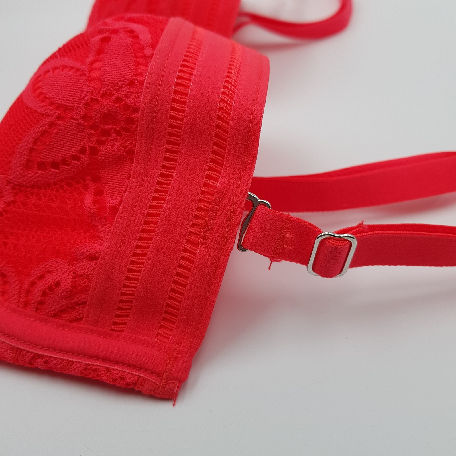 Bonds Womens Underwire Strapless Fluro Red Lace Bra Size 10C New ...