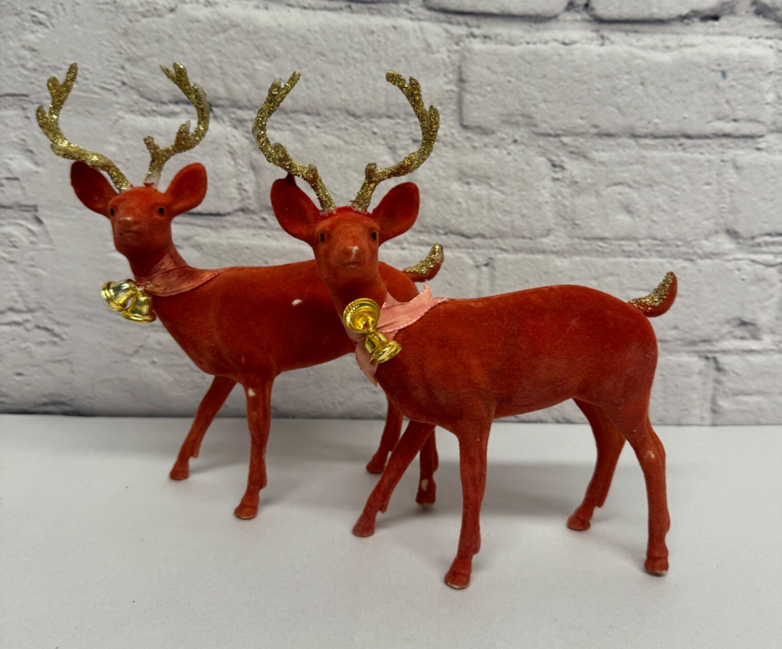 2 Vtg Red Flocked Reindeer Deer Bell Christmas Gold Glitter 7.5” Hong ...