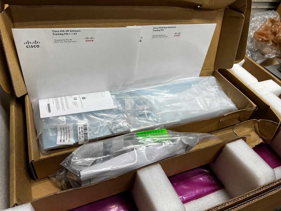 Cisco NCS-5508 with NC55-RP-E 3x NC55-5508-FC2 3x NC55-5508-FAN2. 8xNC55-PWR-3KW | eBay