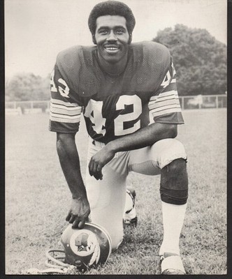 CIRCA 1972-75 CHARLEY TAYLOR WASHINGTON REDSKINS 8x10" ORIGINAL ...
