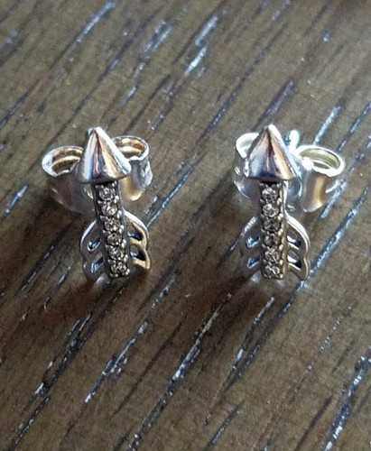 New Authentic Pandora Petite SPARKLING ARROW Stud Earrings 297828CZ ...