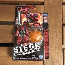 Transformers War for Cybertron Siege Series Smashdown