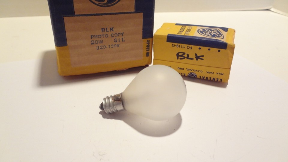 GE LAMPS NO. BLK LOT (2EA) 120-130 VOLTS 30 WATTS SINGLE CONTACT ...
