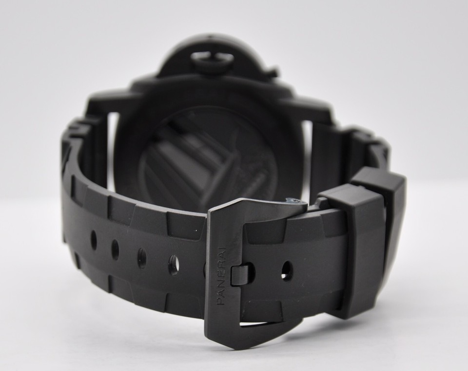 Panerai Submersible Luna Rossa Carbotech Americas Cup PAM01039 47mm ...