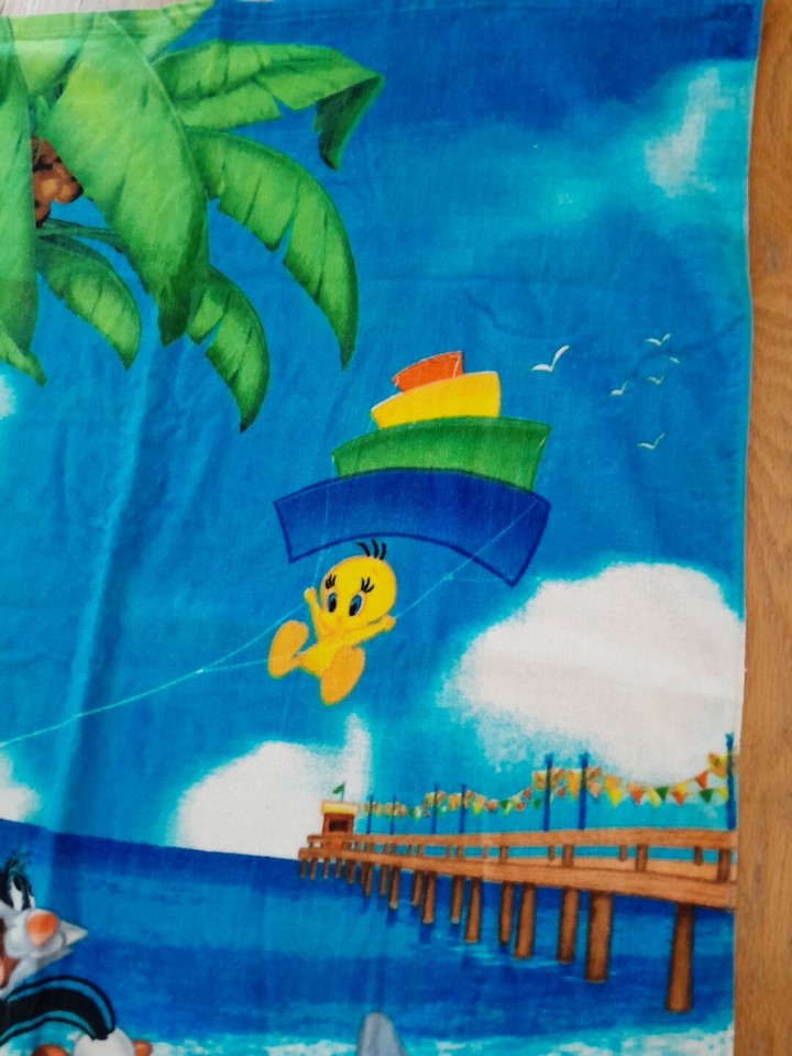 Looney Tunes Beach Towel Bugs Bunny Tweety Taz Sylvester 30 X 60 NWT | eBay
