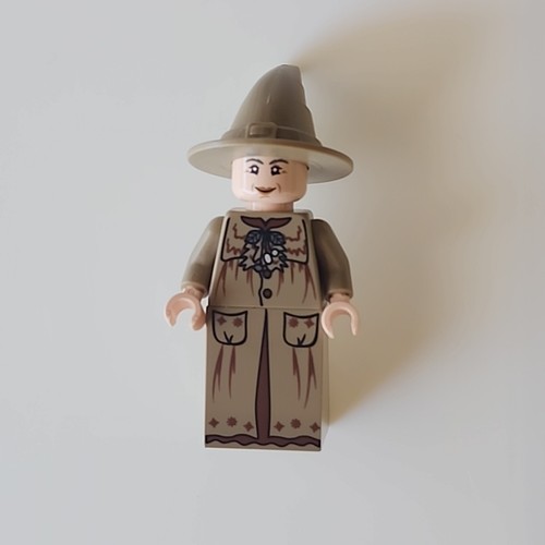 LEGO Professor Pomona Sprout: Harry Potter Figure hp131 Minifigure 4867 ...