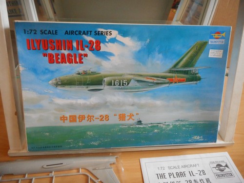 Modellbausatz Trumpeter Ilyushin IL-28 Beagle auf 1:72 in Box | eBay.de
