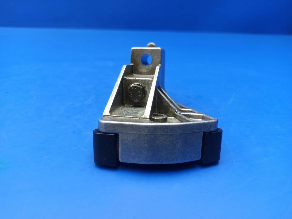 BMW E63 E64 E60 E61 E63 E65 E53 Timing Chain Guide Rail Bracket 7504477 ...