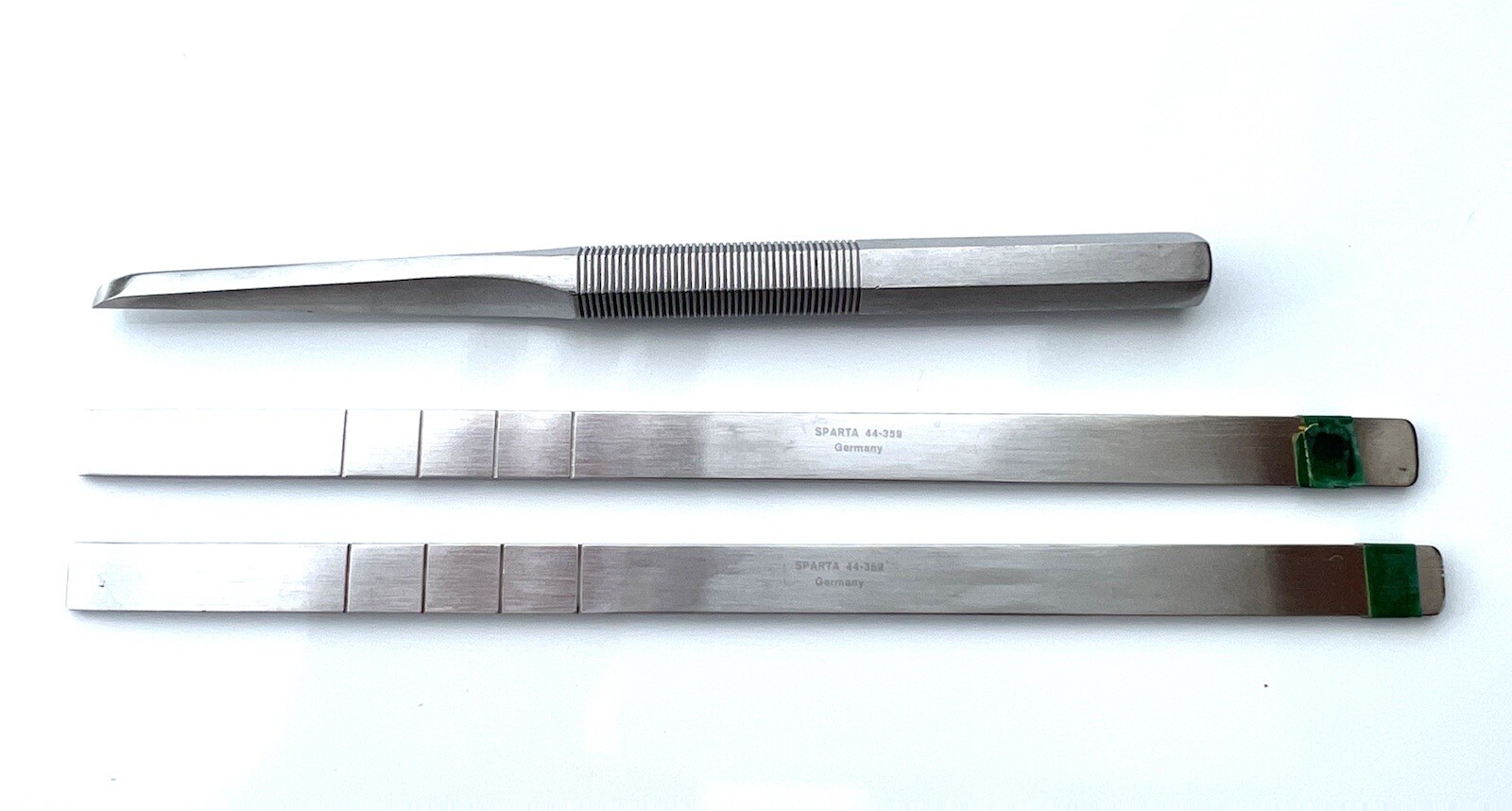 Set of 2 SPARTA Orthopedic Osteotomes Straight 4mm and chisel | eBay