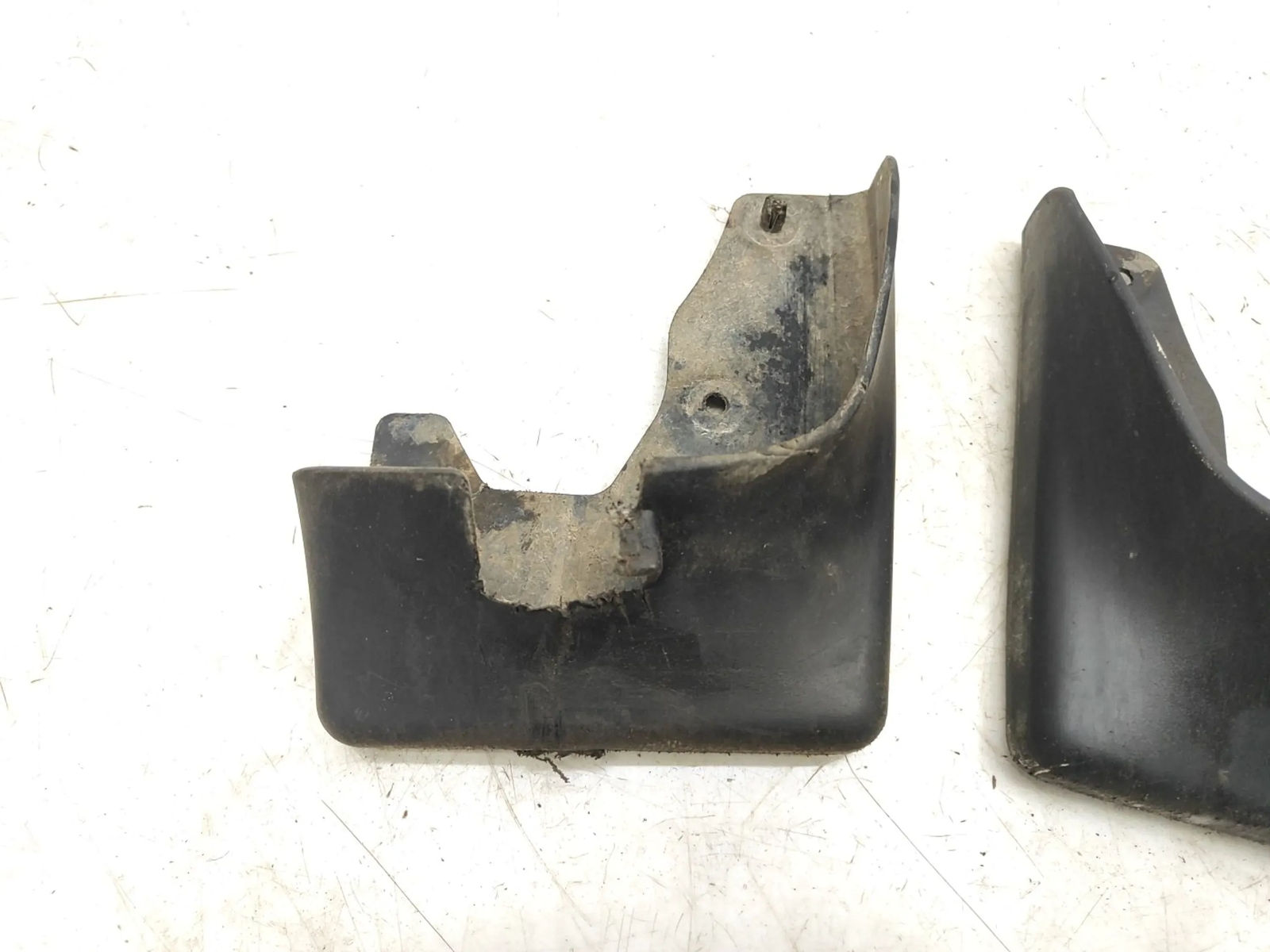 CITROEN C3 PLURIEL 2003 LHD FRONT LEFT RIGHT WHEEL ARCH WING LOWER MUD ...