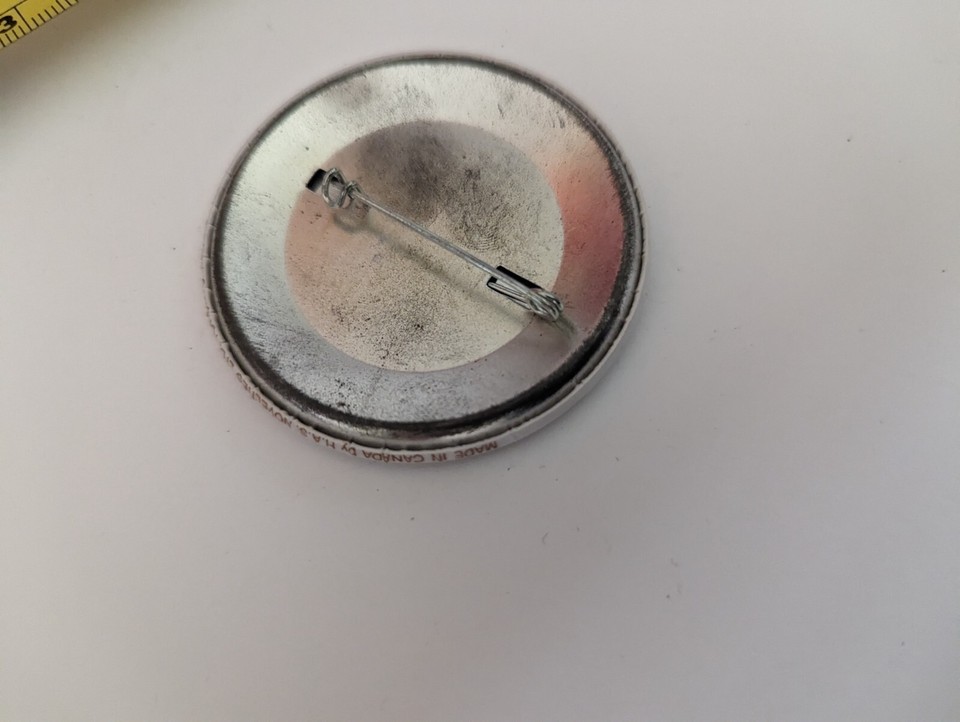 Vintage Button Pin Pinback I Helped Canine Vision Canada CVC CNIB Blind ...