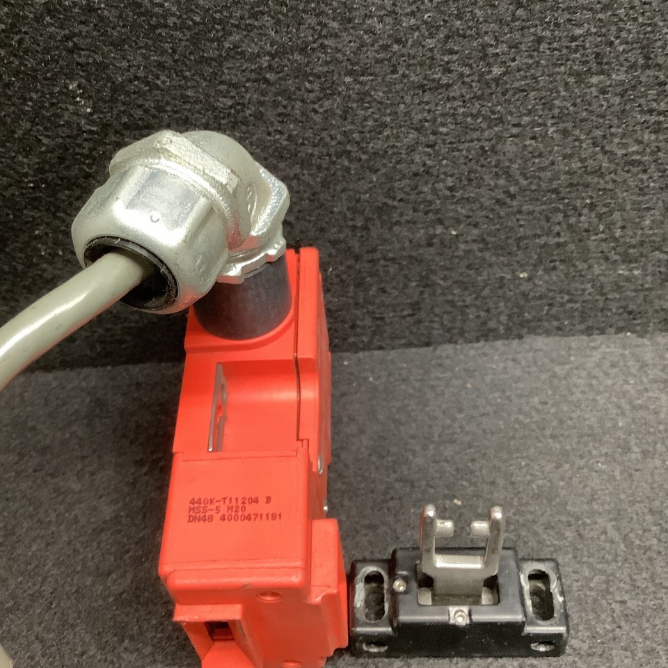 ALLEN BRADLEY 440K-T11202 SER. B (ST947) | eBay