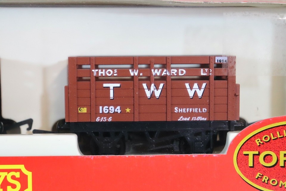 HORNBY R6037 THOMAS WARD TWW SHEFFIELD COKE WAGON SET MINT BOXED od | eBay