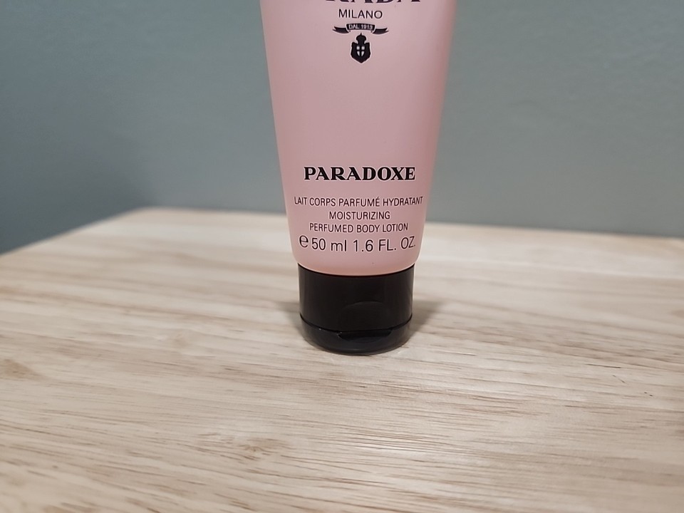 PRADA PARADOXE MOISTURIZING PERFUMED BODY LOTION SMALL TRAVEL 50 ML / 1 ...