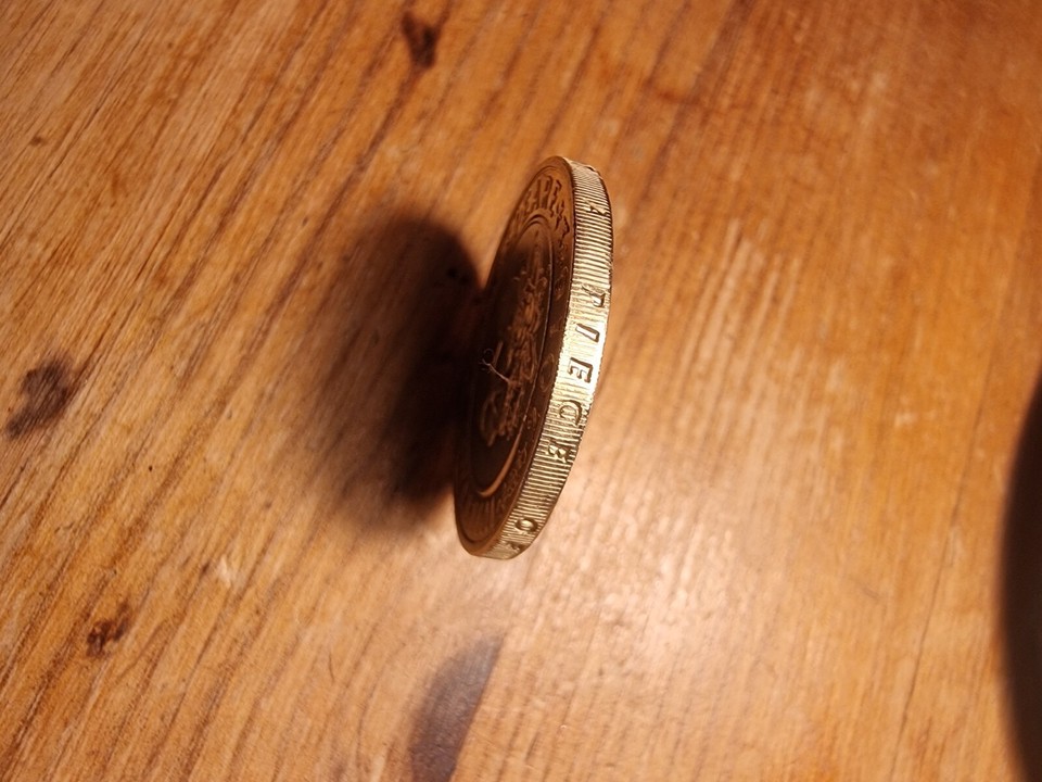 Rare 2 Pound Coin £2 William Shakespeare Macbeth Rose And Skull 2016 ...