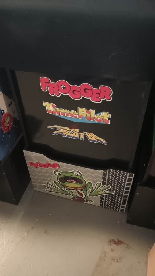 Rare Arcade1up Frogger 5-Foot Arcade Machine With 3 Built-In Games ...