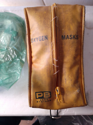 Avox Systems Aircraft Passenger Mask Assembly P/N:289-601-211 (Content ...