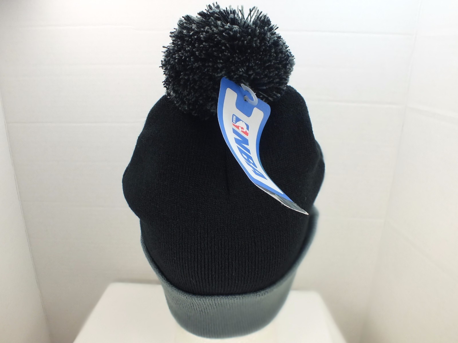 San Antonio Spurs Beanie NBA Basketball Cuffed Knit Pom Top Winter Hat ...