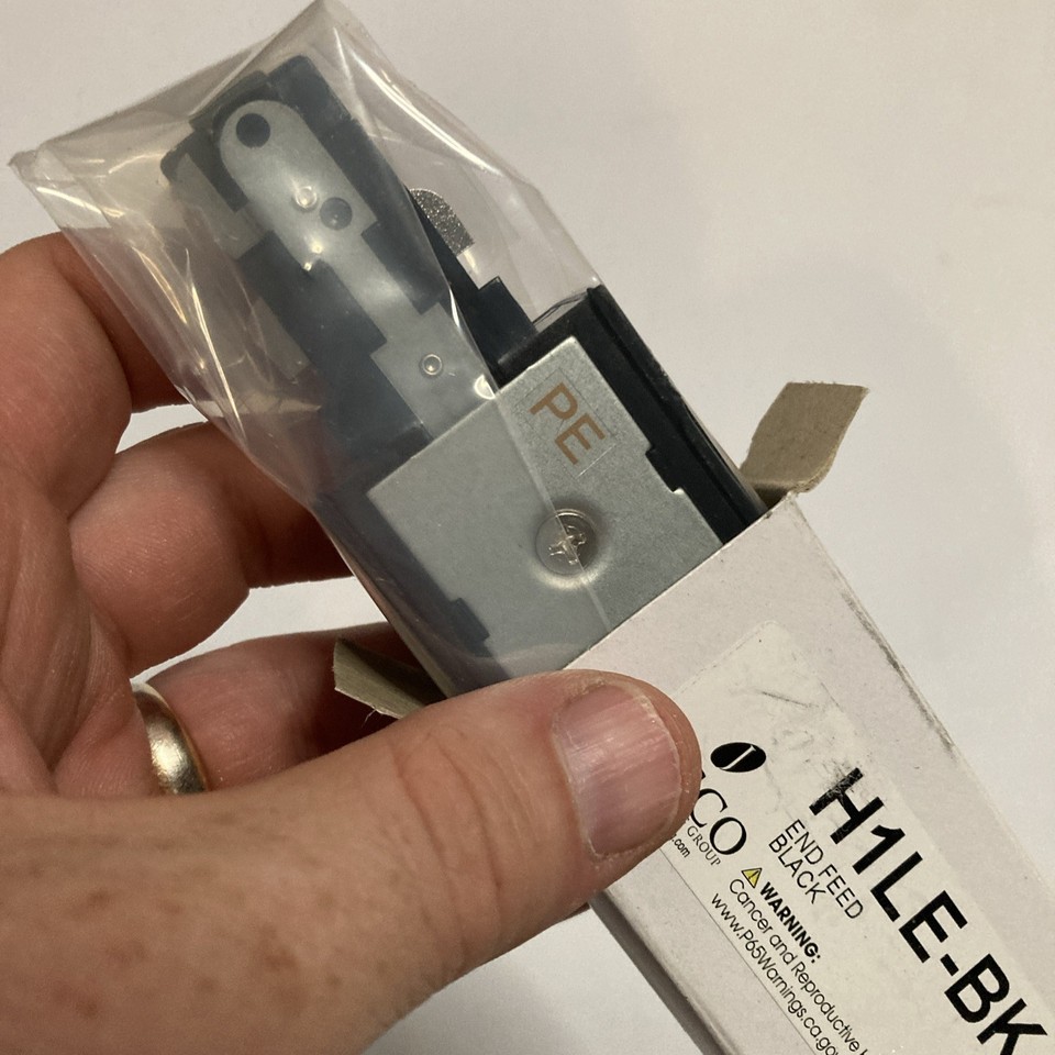 Jesco Lighting H1LE-BK Current Limiting In-Line End Feed - Black | eBay