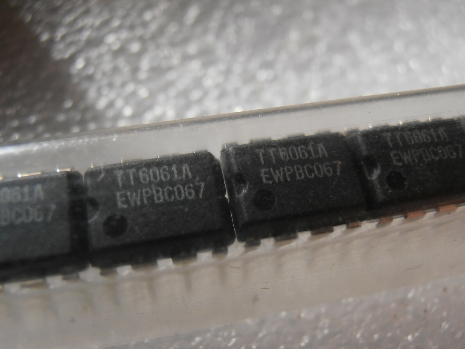 4pcs TT6061A TOUCH DIMMER IC DIP8 TONTEK | eBay