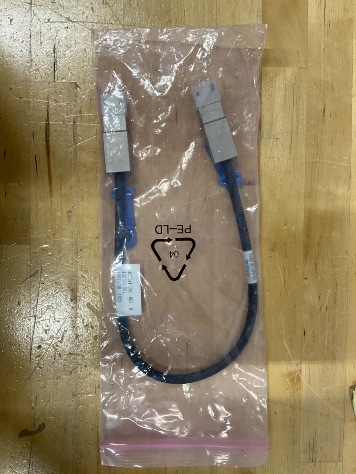 Foxconn SAS 4x 8Pairs 30AWG Cable E124936-D | eBay