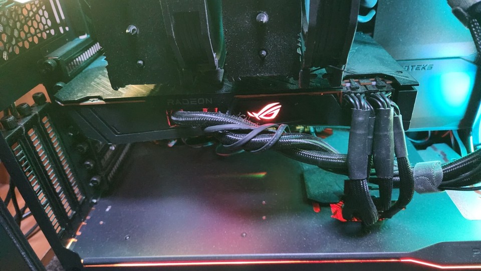 ASUS ROG Strix LC Radeon RX 6800 XT OC 16GB GDDR6 Graphics Card. GOLDEN ...