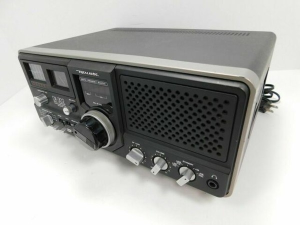 Realistic Dx-302 Quartz Synthesized Communications Receiver Ham ...