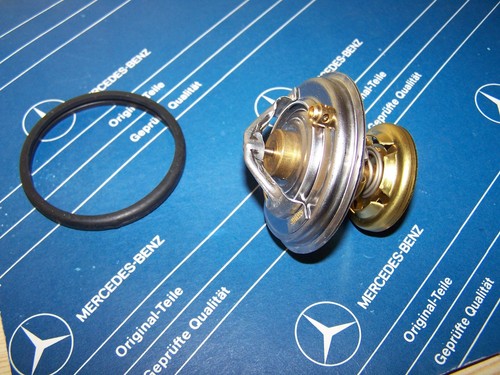 Mercedes-Benz OM 601 602 603 604 606 Thermostat 85°C with Seal - NEW ...