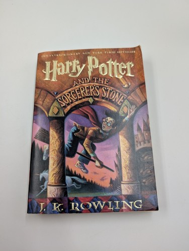 Harry Potter & the Sorcerer's Stone JK Rowling 1st paperback Printing ...