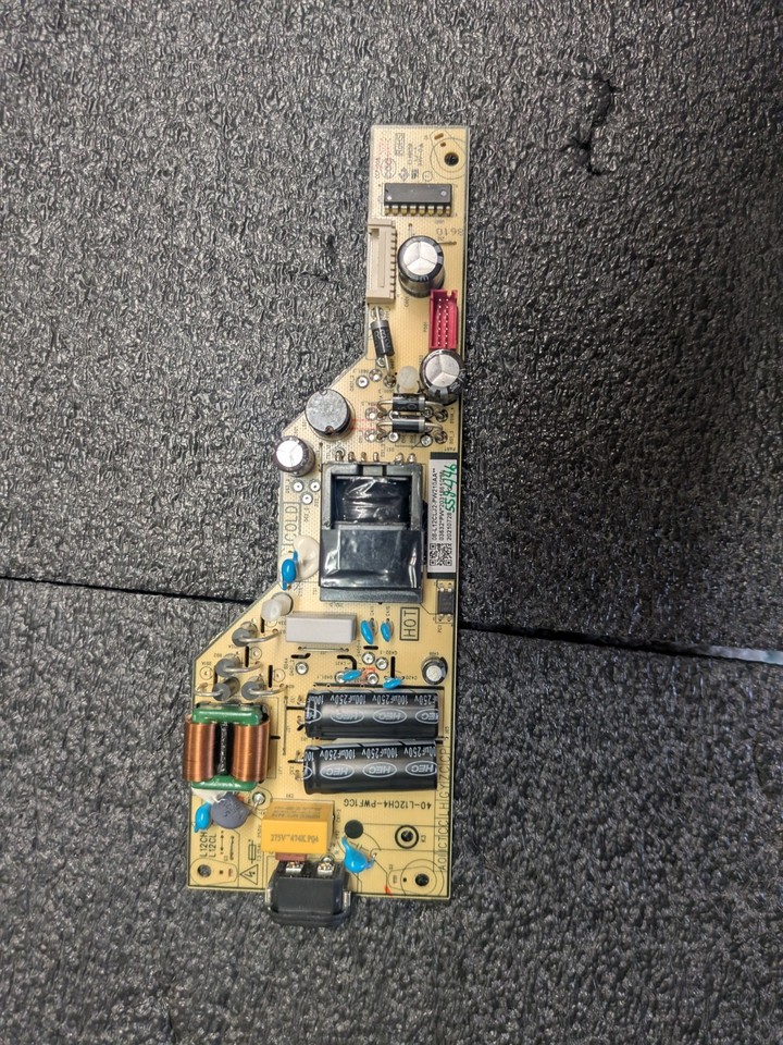 TCL 30801-000270*V8-R51MT05-LF Main Board 50S446 & POWER SUPPLY BOARD ...