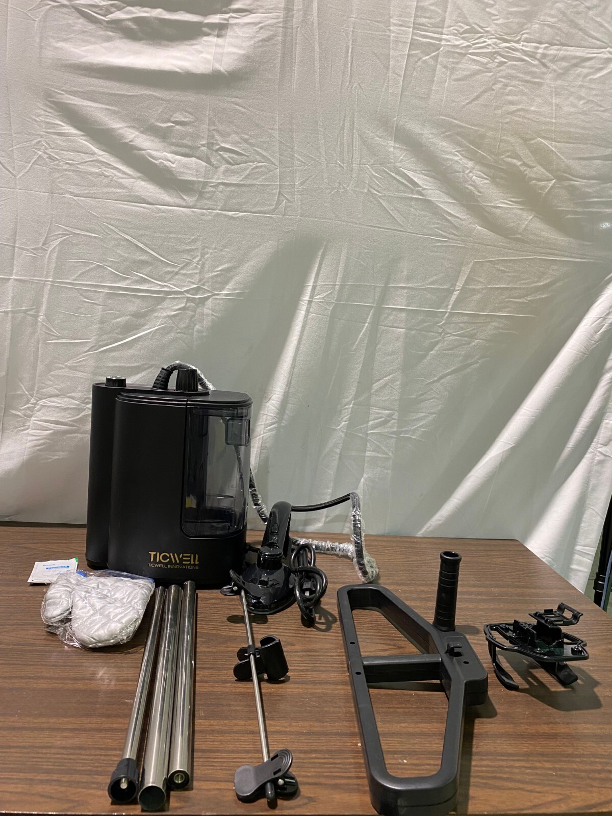 Ticwell LS-698H Black Adjustable Level Corded Electric 1600W Garment ...