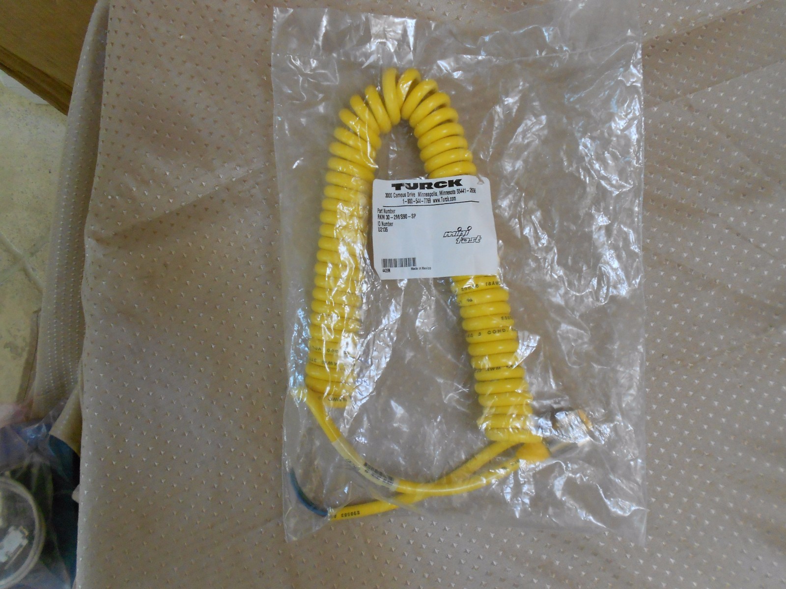 NEW Turck 3 and 5-Wire minifast Spiral Cordset Standard Straight Male ...