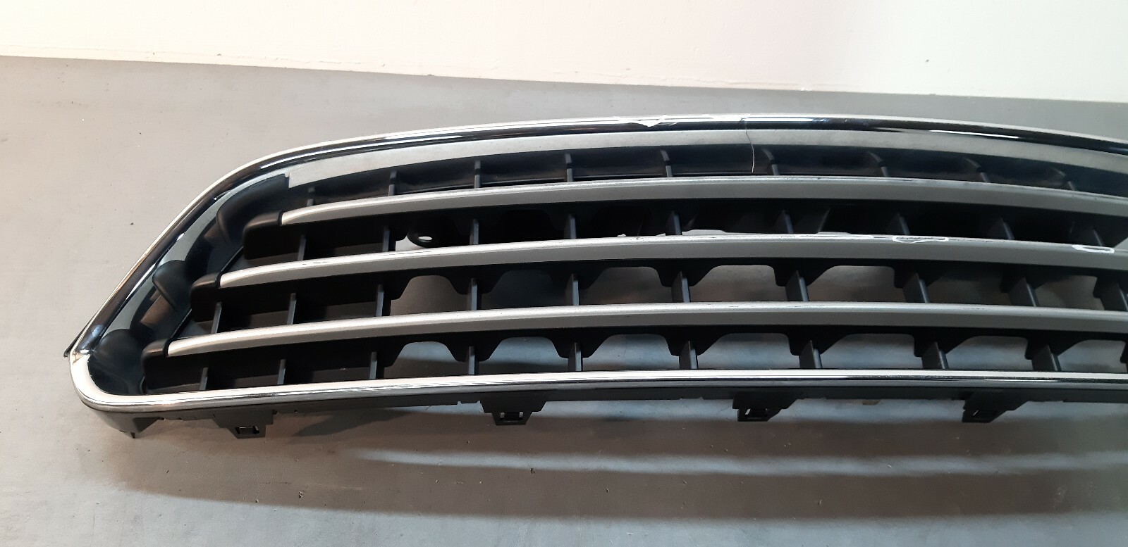 Mini Countryman 2010 To 2014 Genuine Front Grille PN:224059-10 | eBay UK