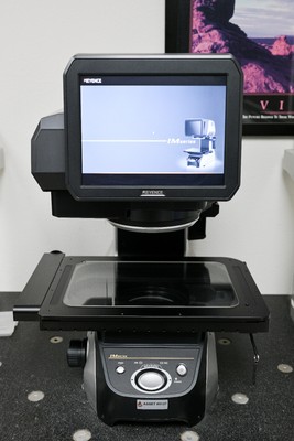 Keyence IM-7030T Vision System Touch Probe Capable – Calibrated ...