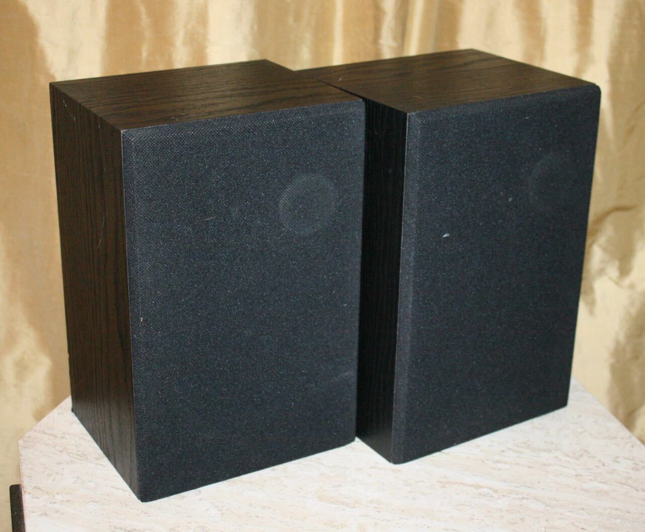 Pair of BOSE Model 21 Bookshelf Speakers. Wood Cabinets USA. Great ...