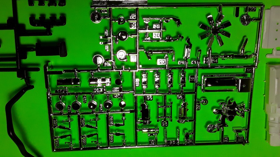 Mack DM800 Heavy Duty 1/25 diesel motor engine turbo charged 865 ...