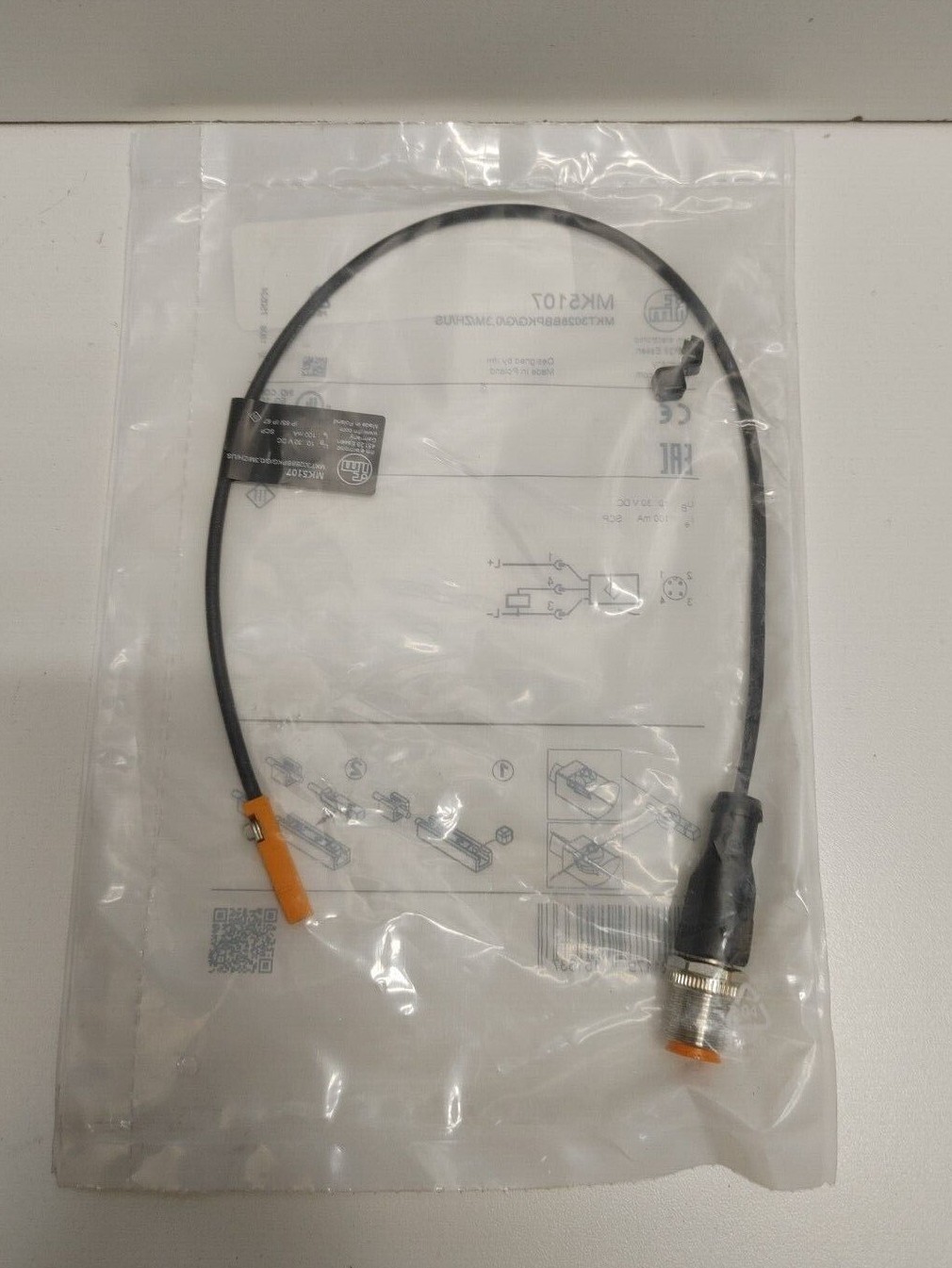 NEW OLD STOCK! IFM EFECTOR 30V CYLINDER SENSOR MKT3028BBPKG/G/0,3M/ZH ...