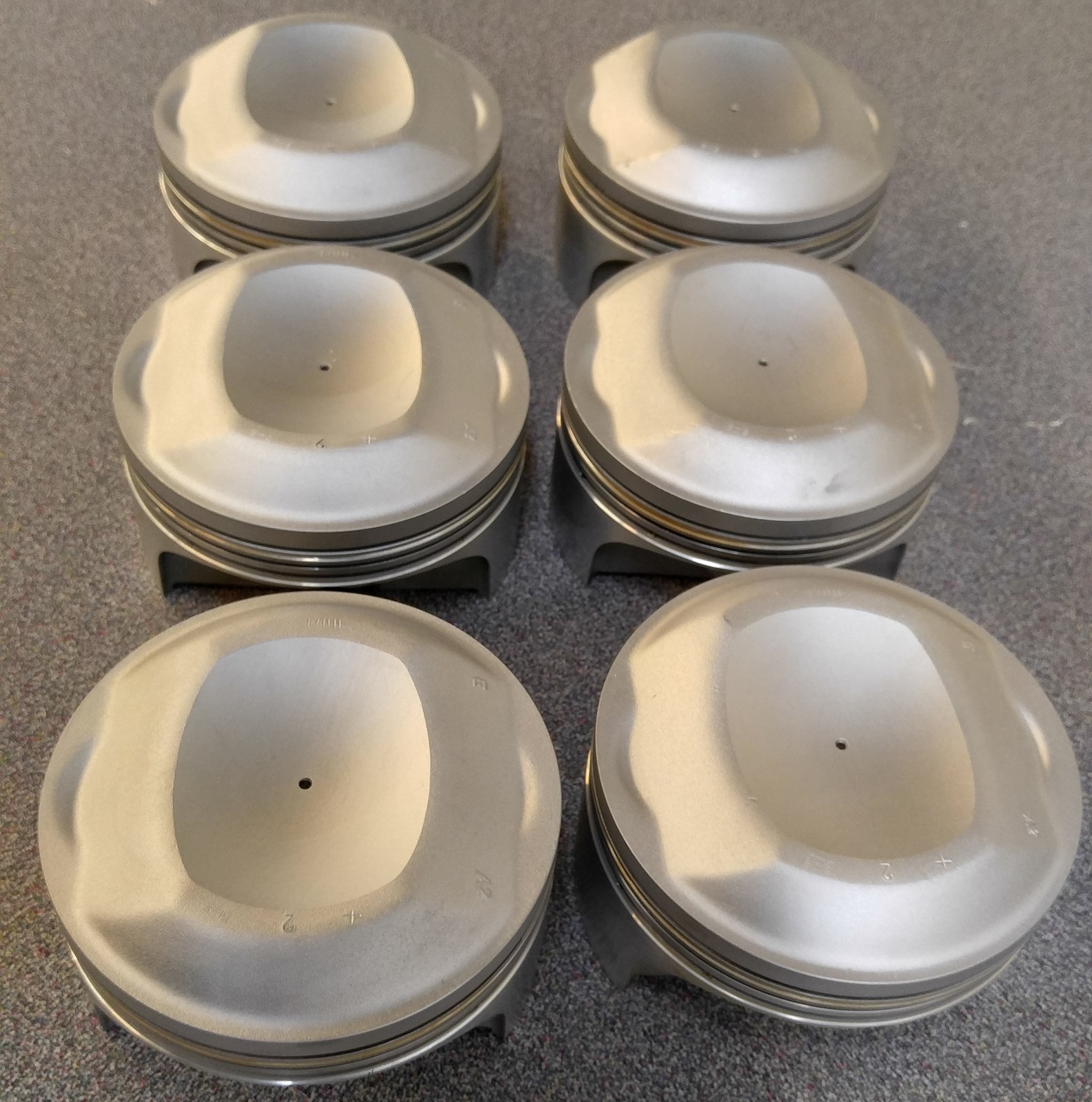 SET OF 6 VERY NICE ORIGINAL GENUINE PORSCHE 911 993 PISTONS MAHLE ...