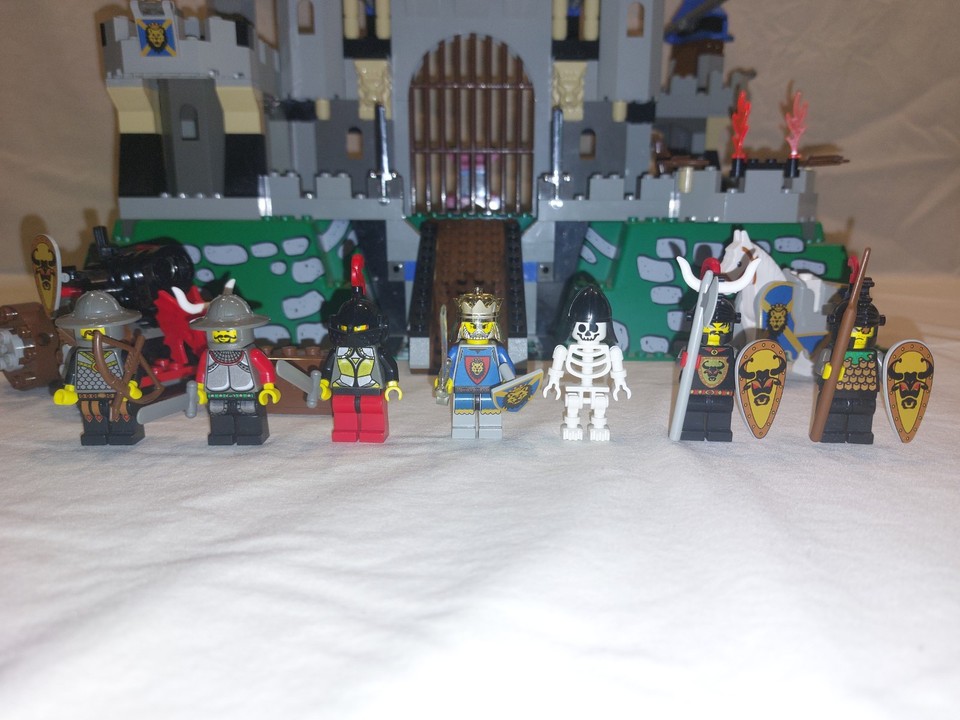 LEGO 6098 / 6091 King Leo's Castle, Nearly Complete Vintage Set, Rare ...