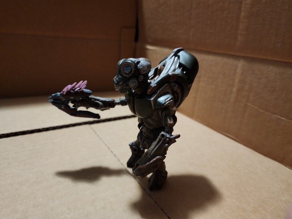 MCFARLANE TOYS Halo Reach Grunt Heavy Action Figure Complete | eBay