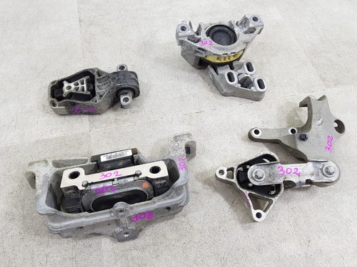 MERCEDES A CLASS W176 1.5d 180cdi ENGINE MOUNT SET OF 4 A2462402517 ...